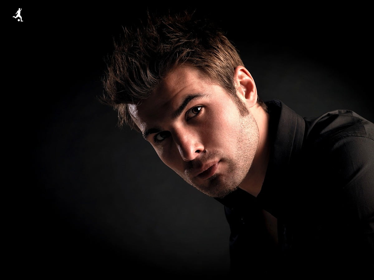 Adrian Mutu taustakuvat HD | Lataa Ilmaiset Taustakuvat