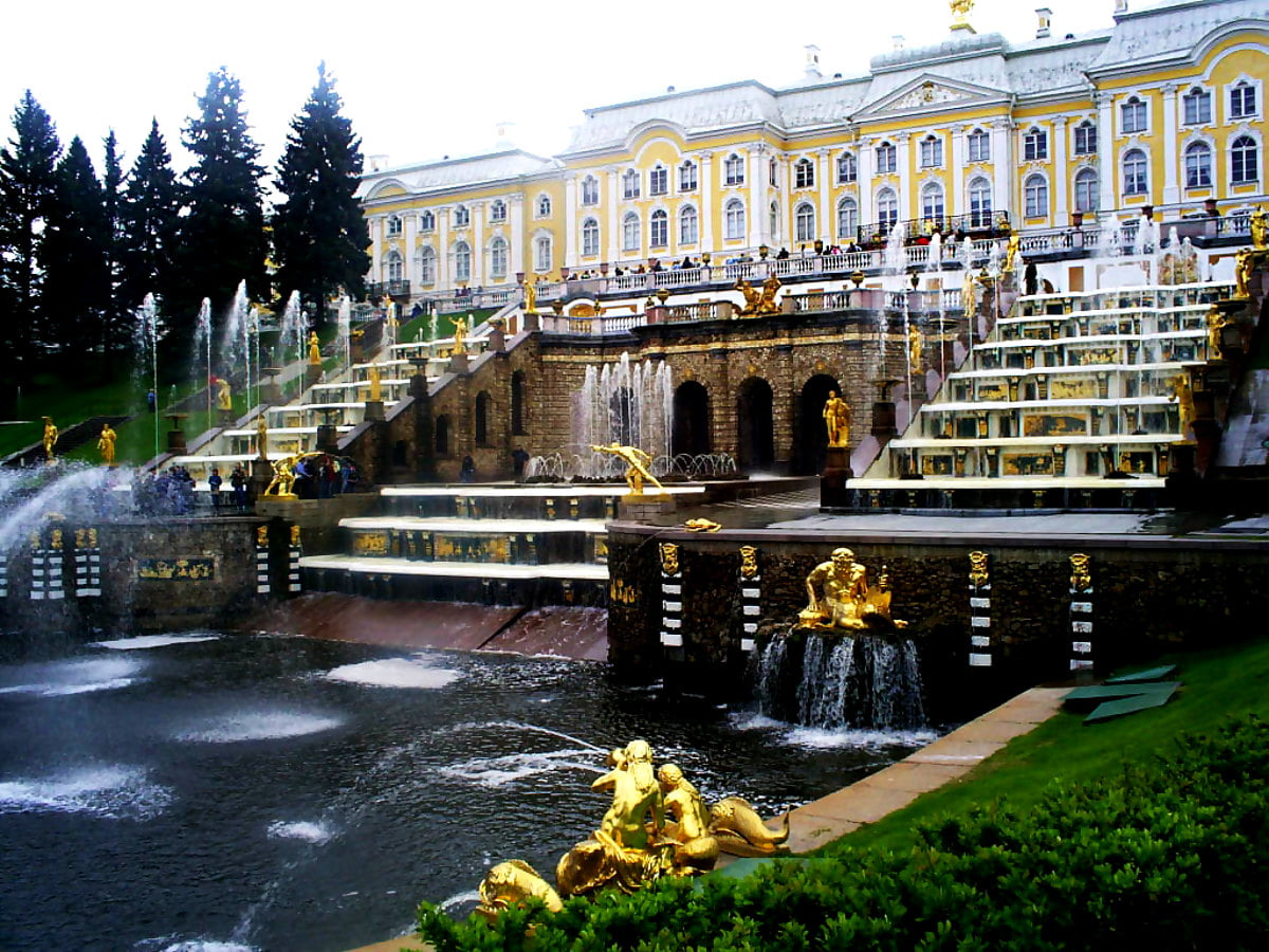 Minimalistisk bilde til bakgrunn Grand Peterhof -Palasset, St ...