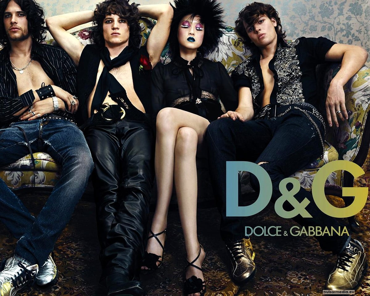 Обои на рабочий стол - Dolce & Gabana, Улыбка, Девушки | Бесплатно ...